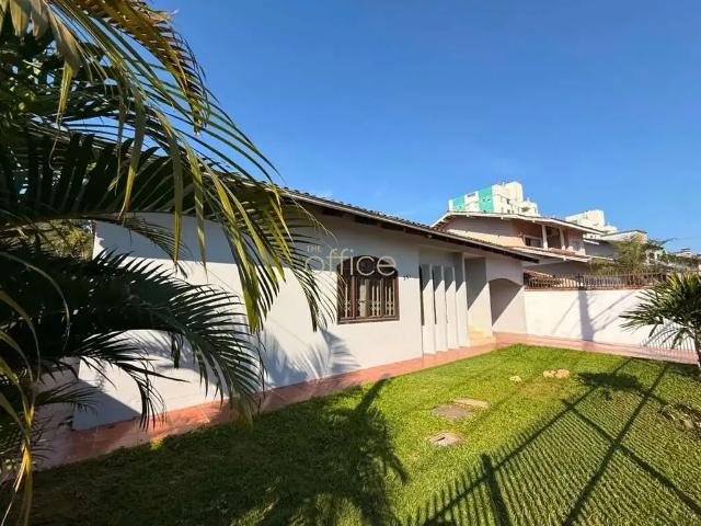 Casa / Sobrado para Venda em Joinville/SC Santo Antônio 3 Quartos