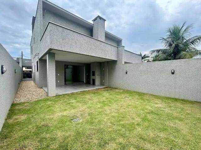 Casa / Sobrado para Venda em Joinville/SC Santo Antônio 3 Quartos