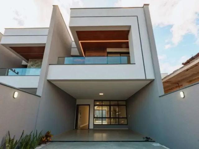 Casa / Sobrado para Venda em Joinville/SC Santo Antônio 3 Quartos