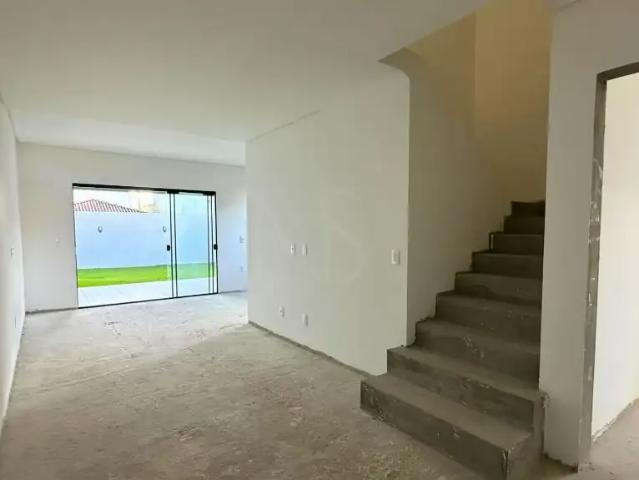 Casa / Sobrado para Venda em Joinville/SC Santo Antônio 4 Quartos