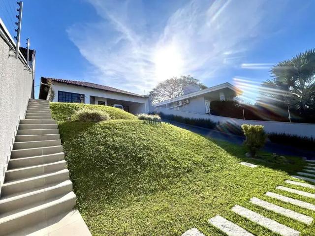 Casa / Sobrado para Venda em Joinville/SC Santo Antônio 4 Quartos