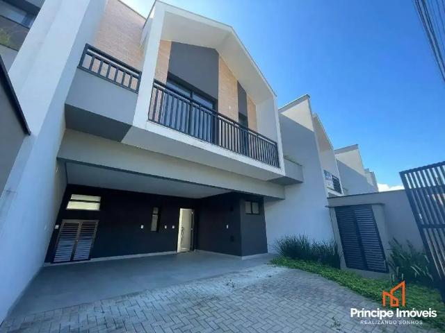 Casa / Sobrado para Venda em Joinville/SC Saguaçu 3 Quartos