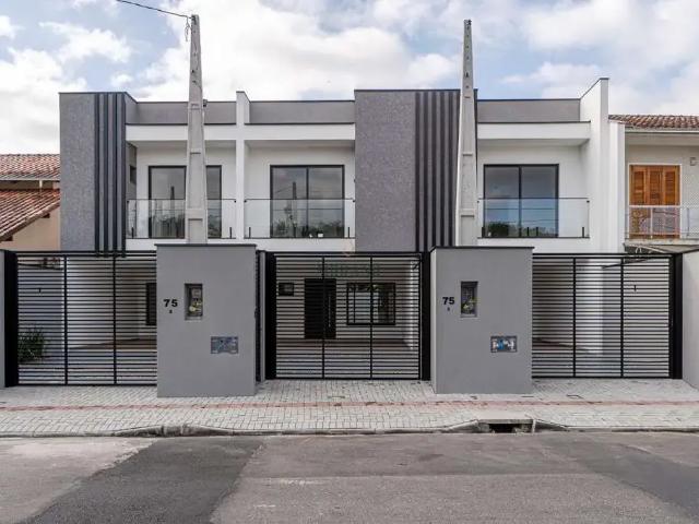 Casa / Sobrado para Venda em Joinville/SC Saguaçu 3 Quartos