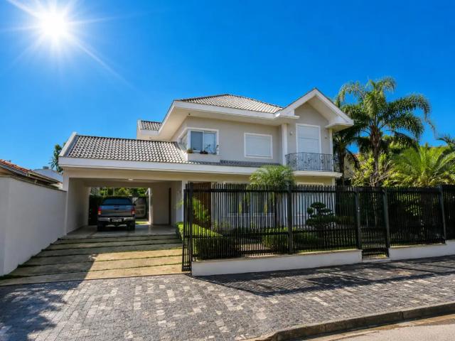 Casa / Sobrado para Venda em Joinville/SC Saguaçu 3 Quartos