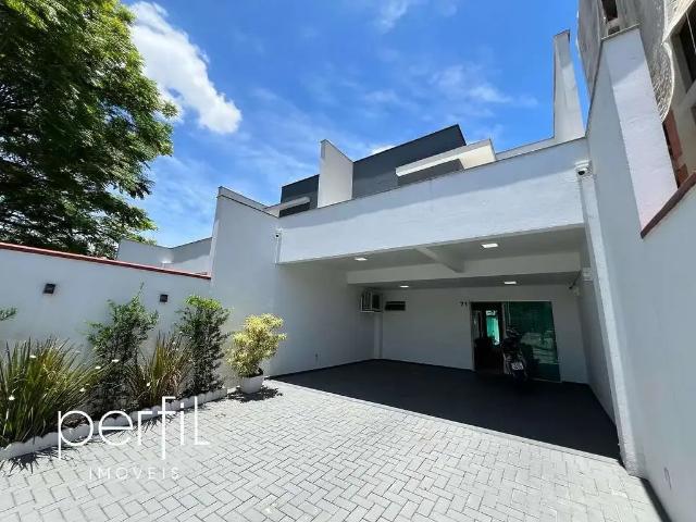 Casa / Sobrado para Venda em Joinville/SC Saguaçu 3 Quartos