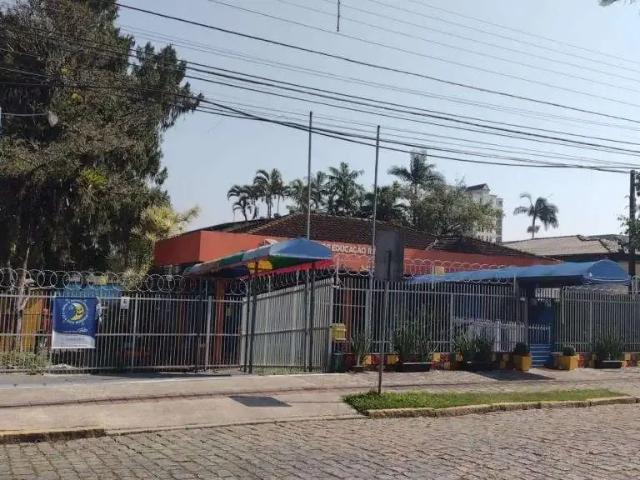 Casa / Sobrado para Venda em Joinville/SC Saguaçu 3 Quartos
