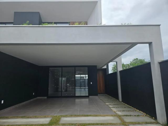 Casa / Sobrado para Venda em Joinville/SC Saguaçu 3 Quartos