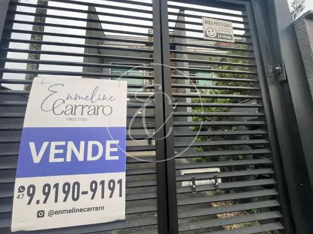Casa / Sobrado para Venda em Joinville/SC Saguaçu 3 Quartos