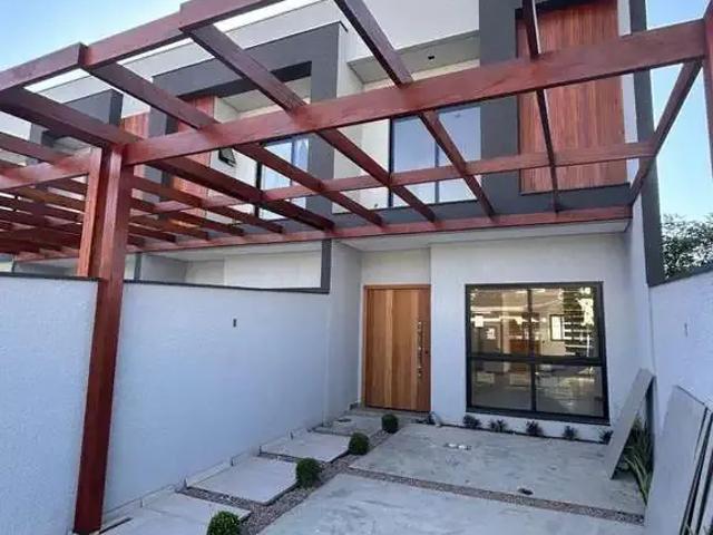 Casa / Sobrado para Venda em Joinville/SC Saguaçu 3 Quartos
