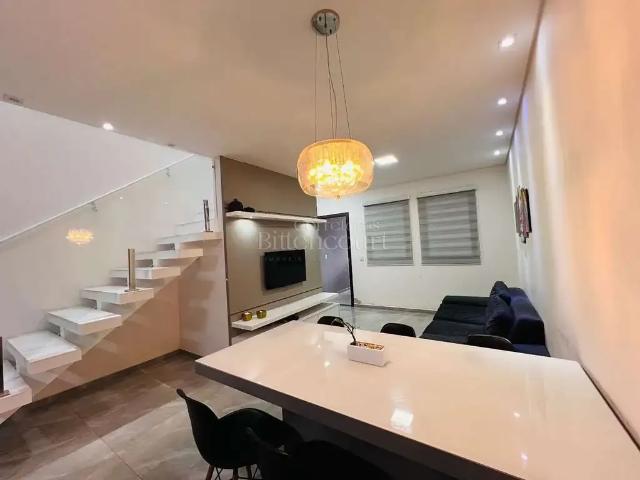Casa / Sobrado para Venda em Joinville/SC Saguaçu 3 Quartos