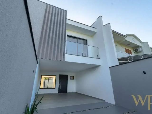 Casa / Sobrado para Venda em Joinville/SC Saguaçu 3 Quartos