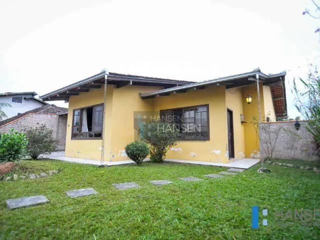 Casa / Sobrado para Venda em Joinville/SC Saguaçu 3 Quartos