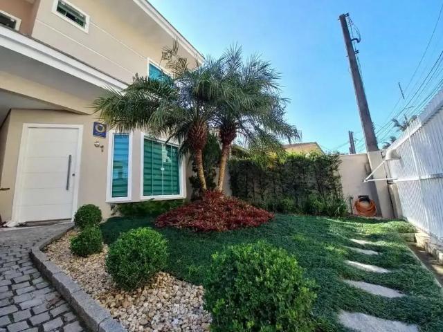 Casa / Sobrado para Venda em Joinville/SC Saguaçu 3 Quartos