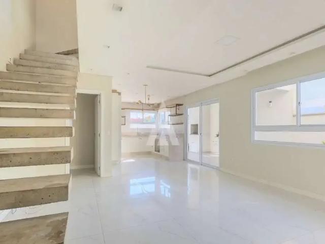 Casa / Sobrado para Venda em Joinville/SC Saguaçu 3 Quartos