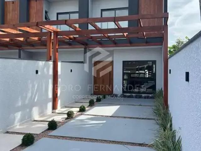 Casa / Sobrado para Venda em Joinville/SC Saguaçu 3 Quartos