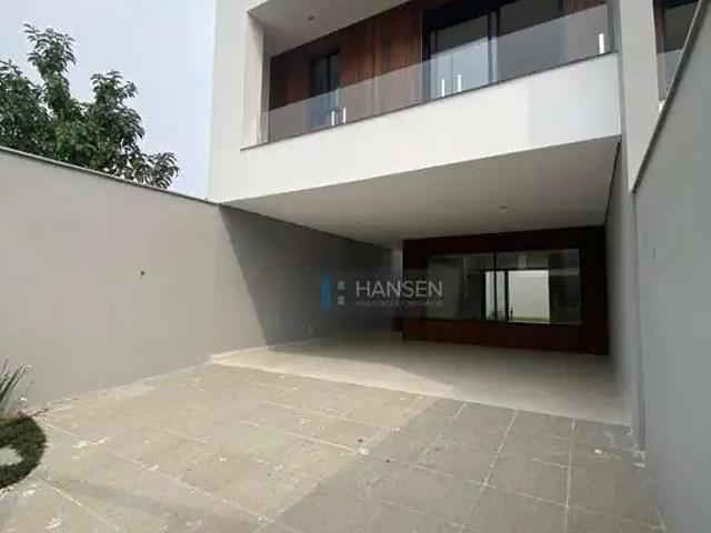 Casa / Sobrado para Venda em Joinville/SC Saguaçu 3 Quartos