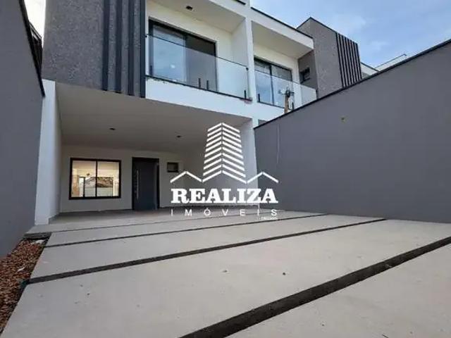 Casa / Sobrado para Venda em Joinville/SC Saguaçu 3 Quartos