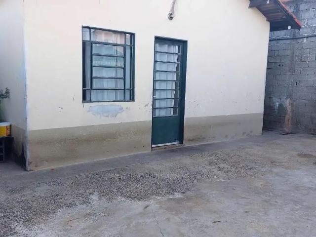 Casa / Sobrado para Venda em Jundiaí/SP Conjunto Habitacional Vista Alegre 2 Quartos