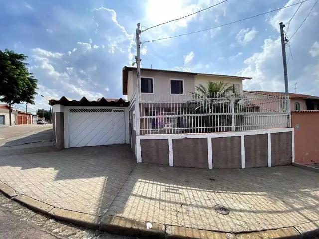 Casa / Sobrado para Venda em Jundiaí/SP Conjunto Residencial Iapi 4 Quartos