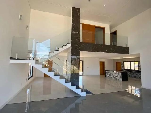 Casa / Sobrado para Venda em Jundiaí/SP Caxambu 4 Quartos