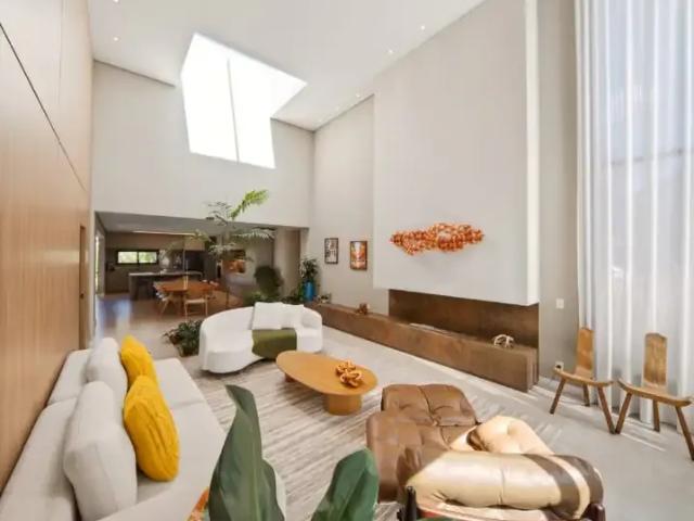 Casa / Sobrado para Venda em Jundiaí/SP Caxambu 4 Quartos