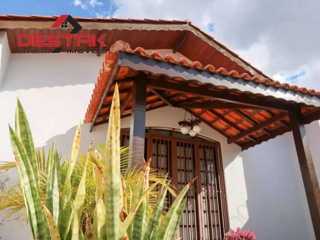 Casa / Sobrado para Venda em Jundiaí/SP Caxambu 4 Quartos