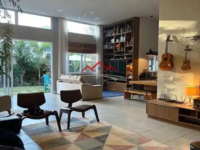 Casa / Sobrado para Venda em Jundiaí/SP Caxambu 4 Quartos
