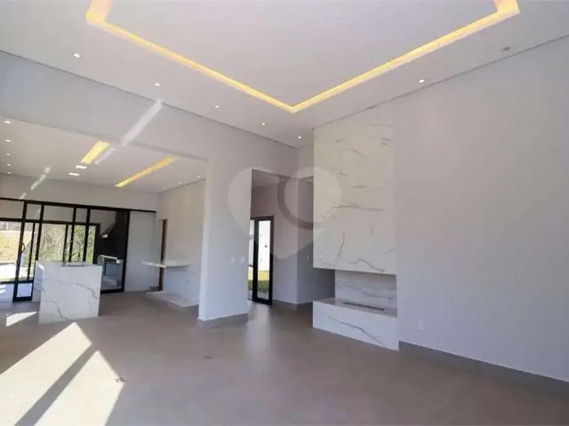 Casa / Sobrado para Venda em Jundiaí/SP Caxambu 4 Quartos