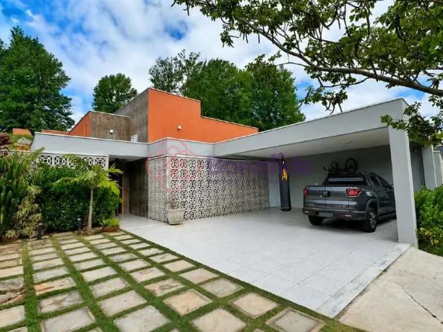 Casa / Sobrado para Venda em Jundiaí/SP Caxambu 4 Quartos