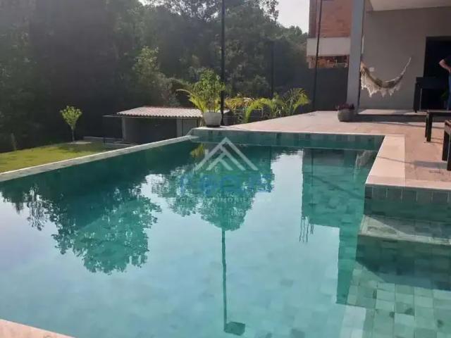 Casa / Sobrado para Venda em Jundiaí/SP Caxambu 4 Quartos