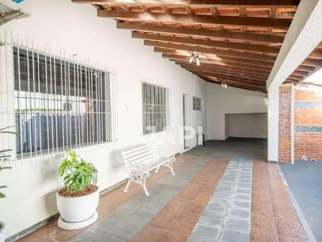 Casa / Sobrado para Venda em Jundiaí/SP Caxambu 3 Quartos