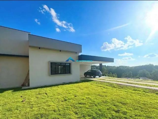Casa / Sobrado para Venda em Jundiaí/SP Caxambu 3 Quartos