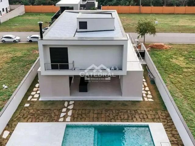 Casa / Sobrado para Venda em Jundiaí/SP Chácara Terra Nova 4 Quartos