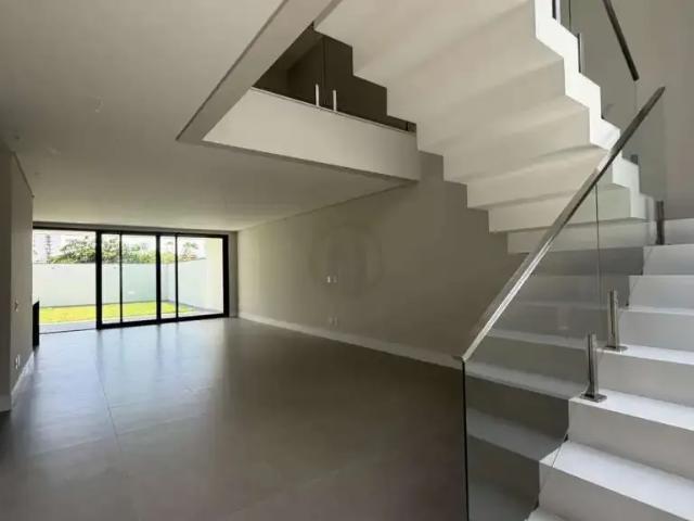 Casa / Sobrado para Venda em Jundiaí/SP Chácara Morada Mediterrânea 3 Quartos