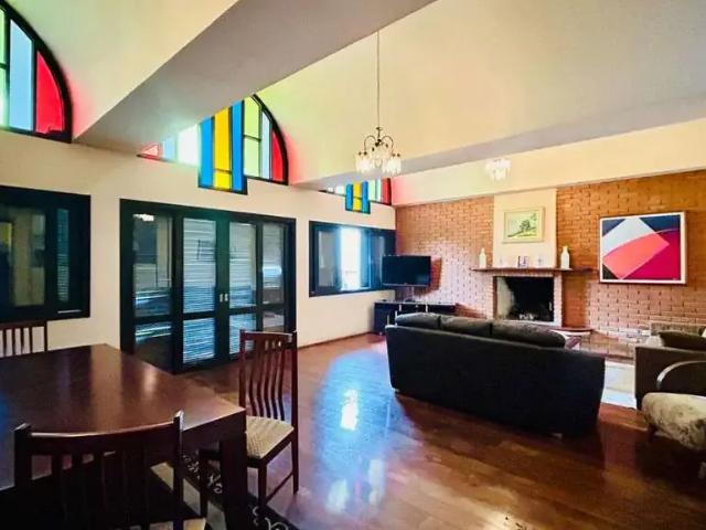 Casa / Sobrado para Venda em Jundiaí/SP Anhangabaú 4 Quartos