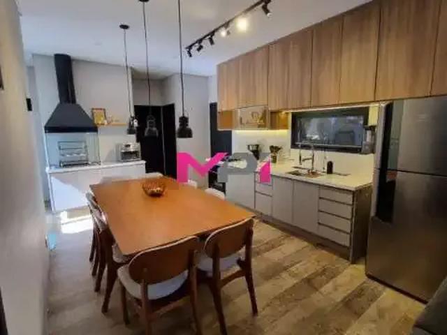 Casa / Sobrado para Venda em Jundiaí/SP Anhangabaú 3 Quartos