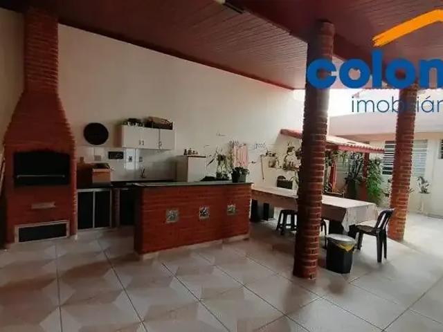 Casa / Sobrado para Venda em Jundiaí/SP Agapeama 4 Quartos