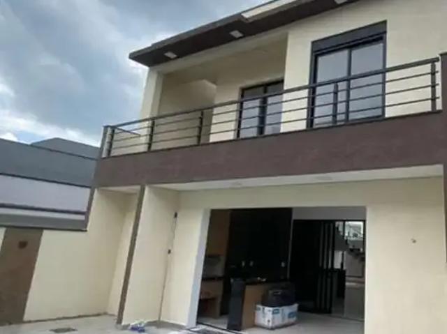 Casa / Sobrado para Venda em Jundiaí/SP Agapeama 4 Quartos