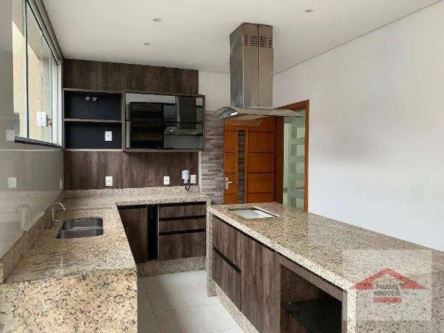 Casa / Sobrado para Venda em Jundiaí/SP Engordadouro 3 Quartos