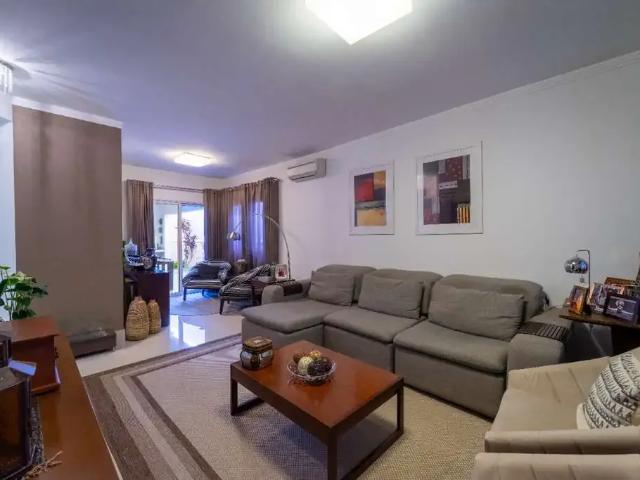 Casa / Sobrado para Venda em Jundiaí/SP Engordadouro 3 Quartos