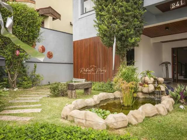 Casa / Sobrado para Venda em Jundiaí/SP Engordadouro 4 Quartos