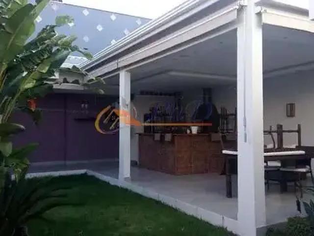 Casa / Sobrado para Venda em Jundiaí/SP Horto Santo Antonio 3 Quartos
