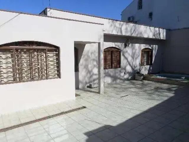 Casa / Sobrado para Venda em Jundiaí/SP Jardim Messina 3 Quartos