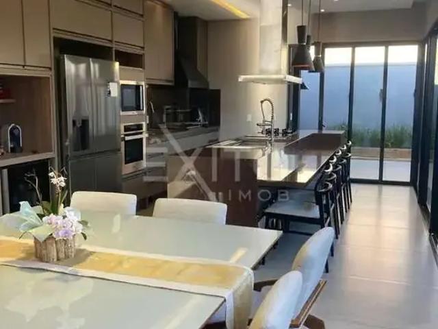 Casa / Sobrado para Venda em Jundiaí/SP Jardim Novo Mundo 3 Quartos