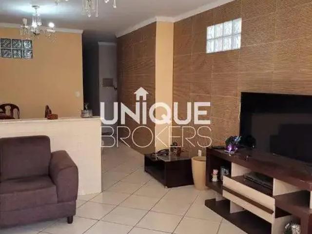 Casa / Sobrado para Venda em Jundiaí/SP Jardim Bandeiras 4 Quartos