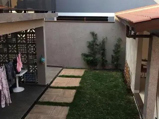 Casa / Sobrado para Venda em Jundiaí/SP Jardim Caçula 3 Quartos