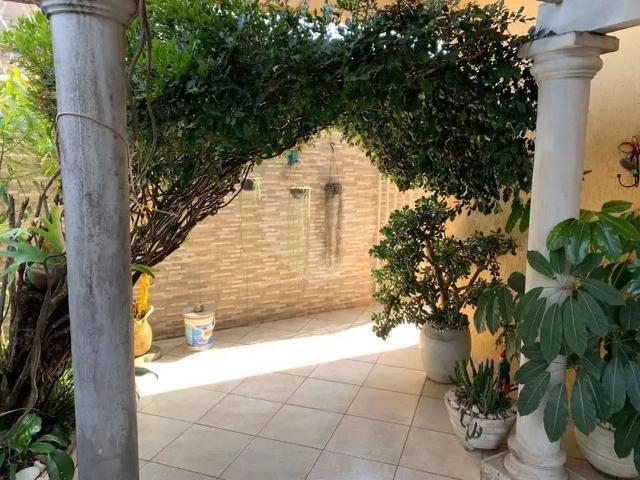 Casa / Sobrado para Venda em Jundiaí/SP Jardim Danúbio 3 Quartos