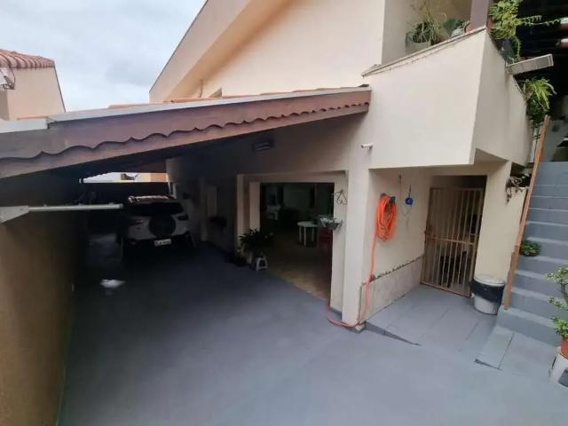 Casa / Sobrado para Venda em Jundiaí/SP Jardim das Tulipas 5 Quartos