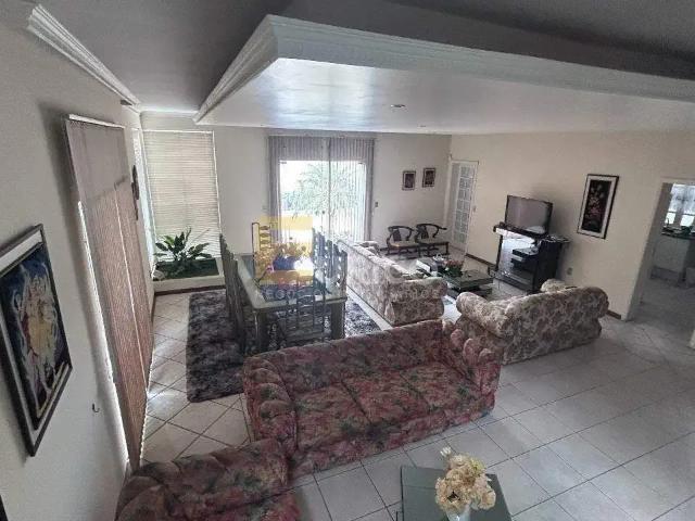 Casa / Sobrado para Venda em Jundiaí/SP Jardim das Samambaias 3 Quartos
