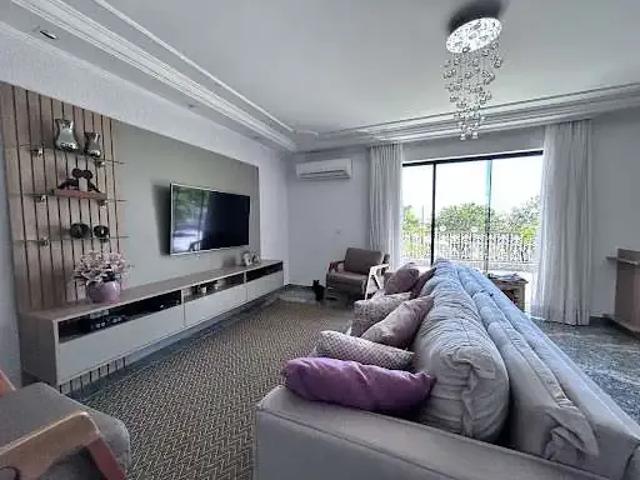 Casa / Sobrado para Venda em Jundiaí/SP Jardim do Lago 3 Quartos